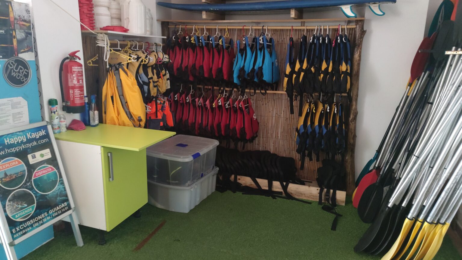 Visita nuestra tienda Happy Kayak en San José - Happy Kayak